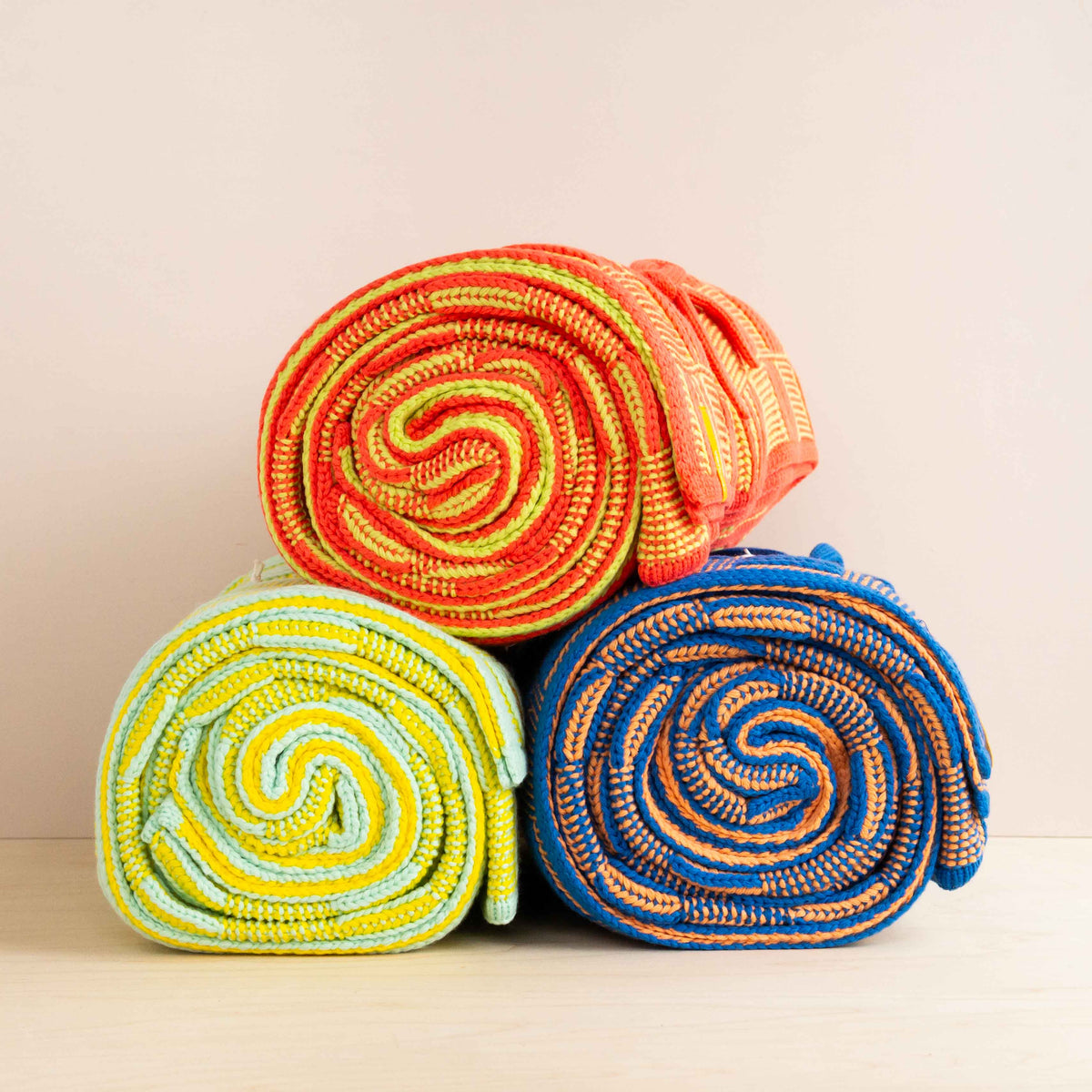 Verloop: Chunky Checkerboard Knit Throw – Mantel