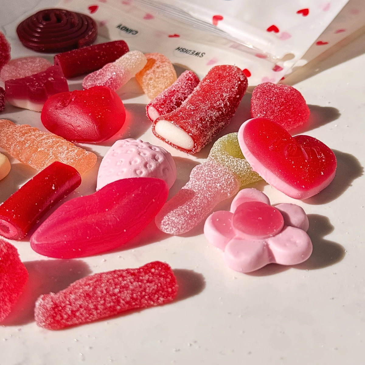 Sockerbit Swedish Candy: Love Mix – Mantel